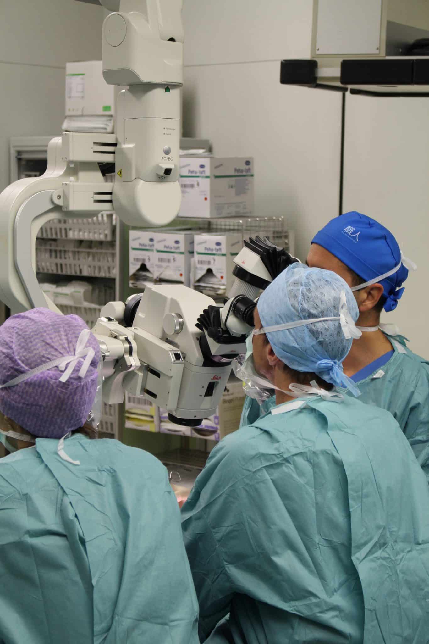 Microscope for Neurosurgery | Wiener Privatklinik